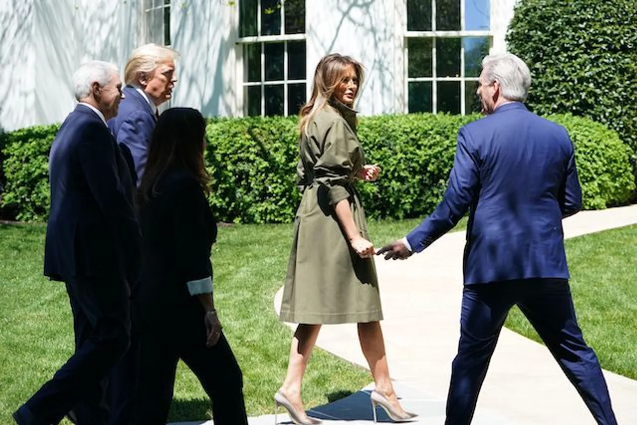 Melania Turns Heads In Gorgeous Green Coat Dress At WH Tree Planting ...