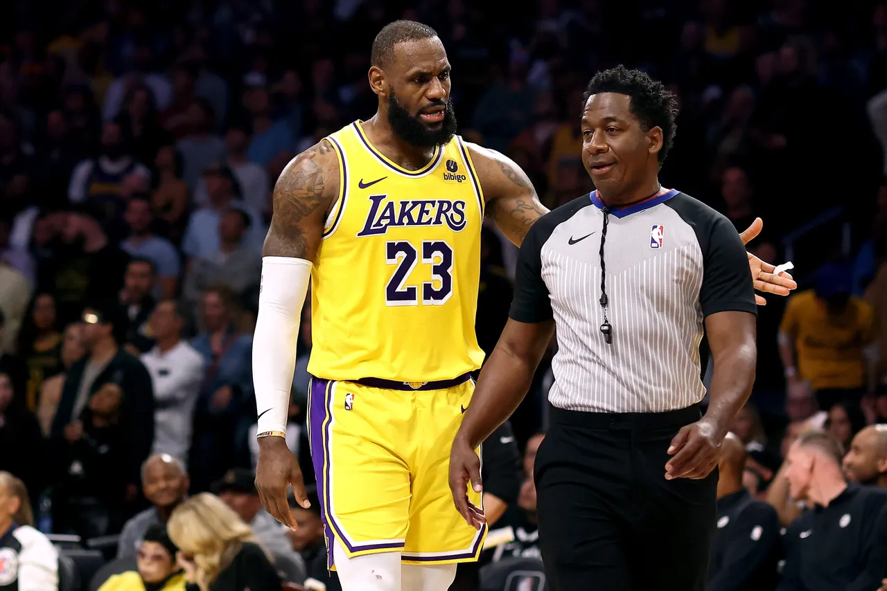 ‘I Give Up Man’: LeBron James Posts Picture Of Bloody Gashes After Refs ...