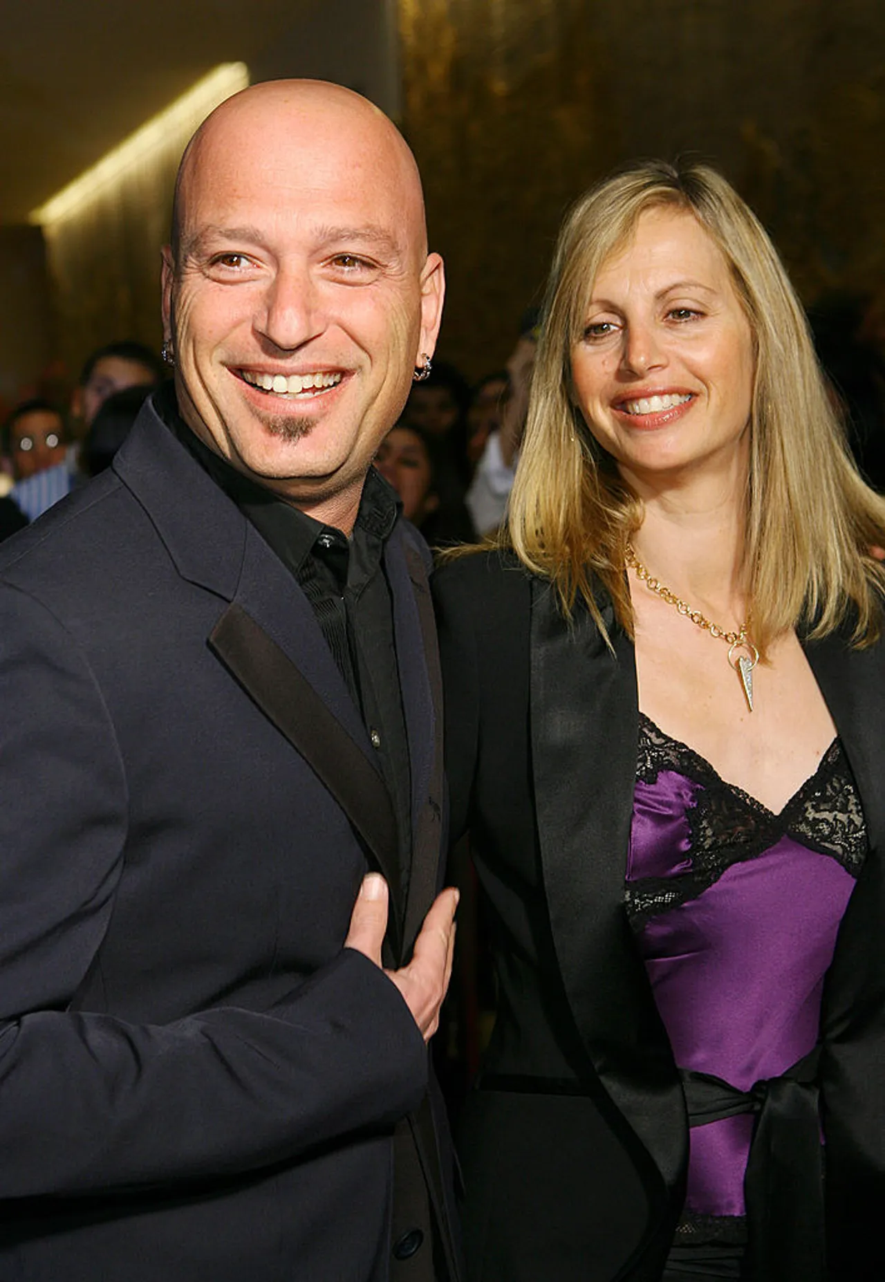 ‘Could Actually See Her Skull’: Howie Mandel Describes Finding His Wife ...