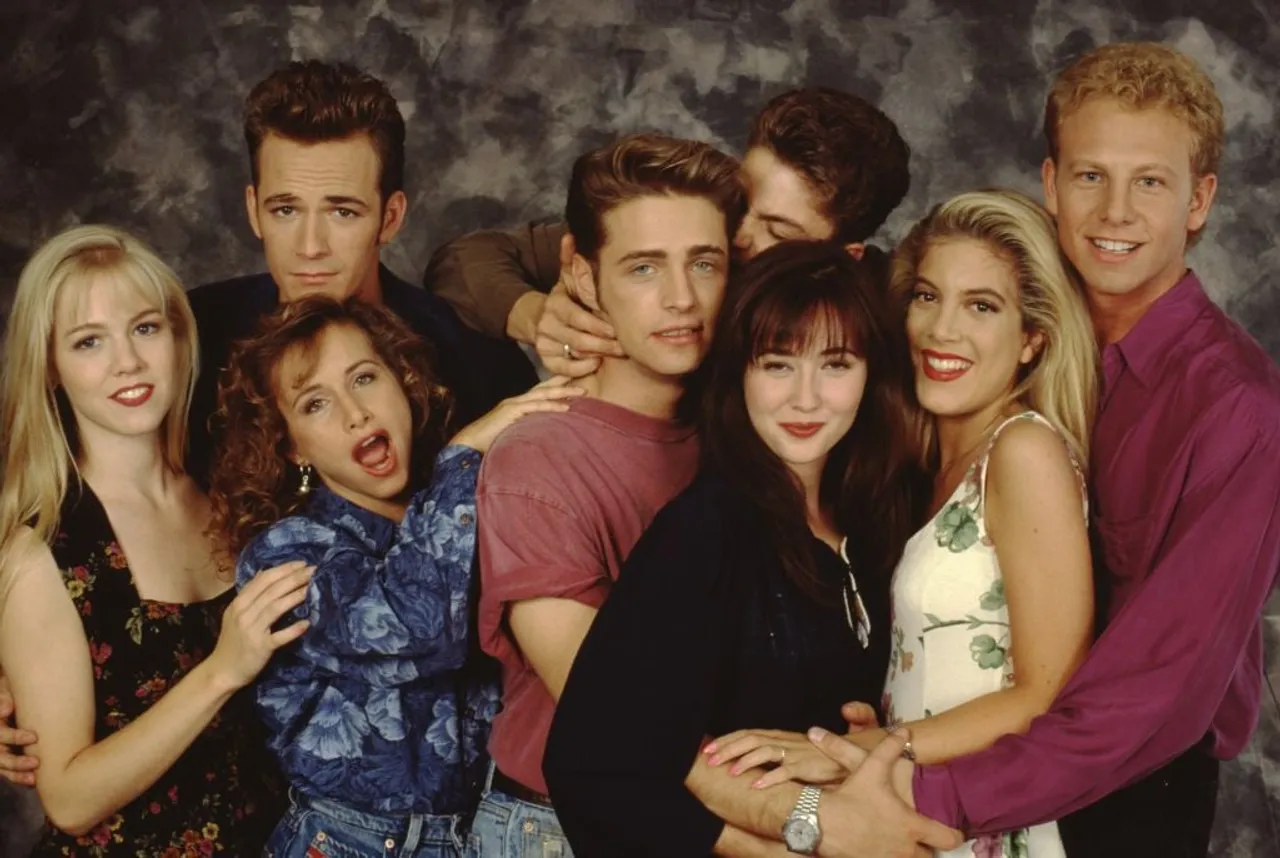 ‘Beverly Hills, 90210’ Actress Shannen Doherty Dead At 53 | The Daily ...