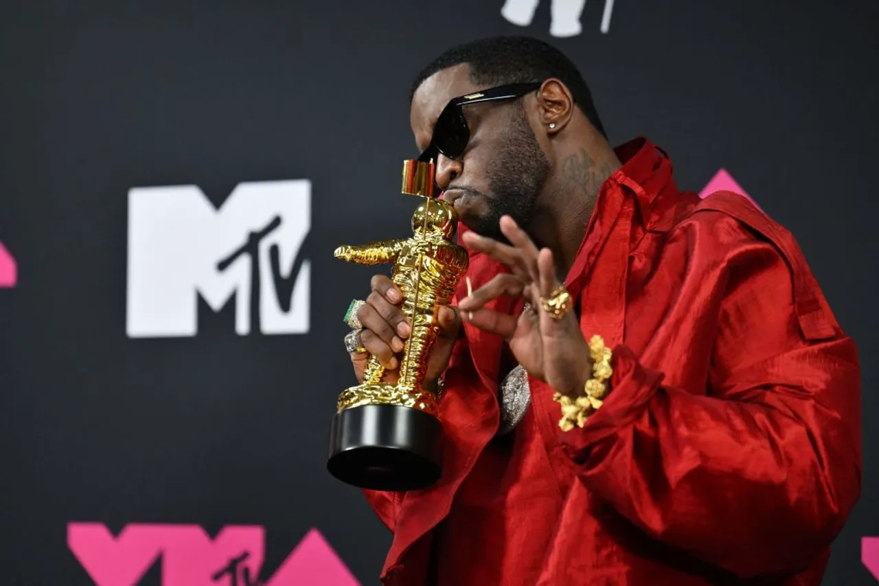 Diddy’s Sex Trafficking Case Has Eerie Similarity To Jeffrey Epstein ...