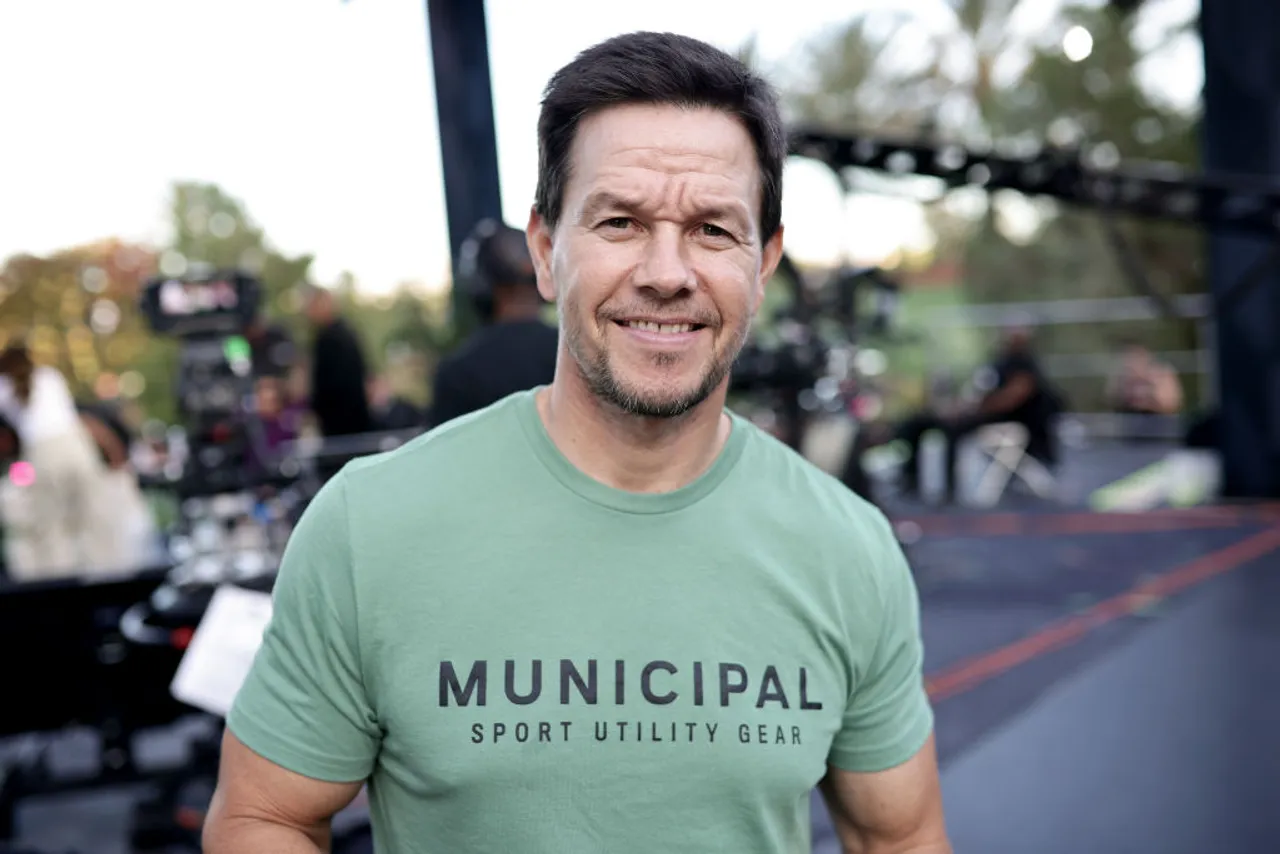 Video Shows Emergency Response As Mark Wahlberg’s Restaurant Goes Up In ...