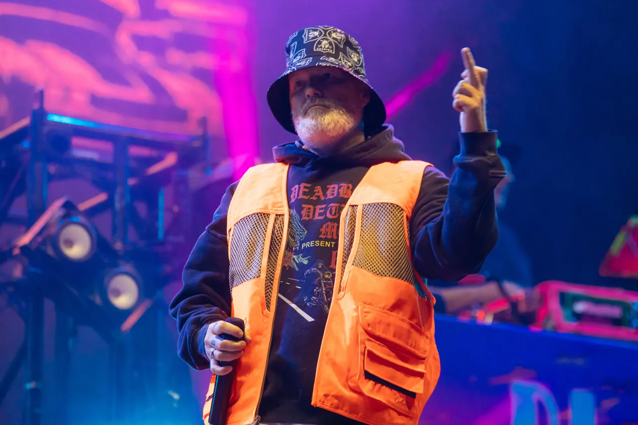 REPORT: Fred Durst, Limp Bizkit Accuse Universal Music For Robbing Them ...