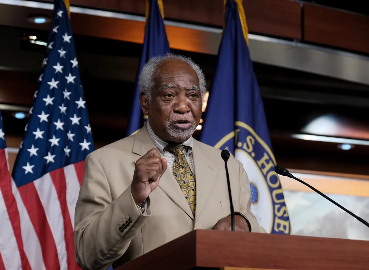 REPORT: Longtime Democratic Rep. Danny Davis Expected To Retire From ...