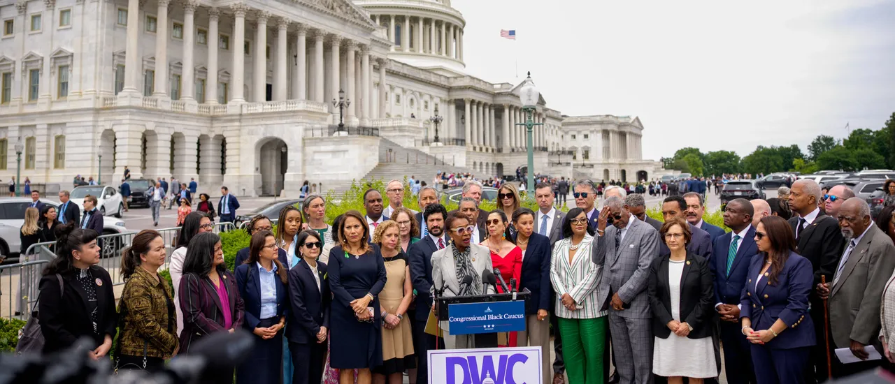 Congressional Dems Remain At Rock Bottom In Eyes Of American Voters ...