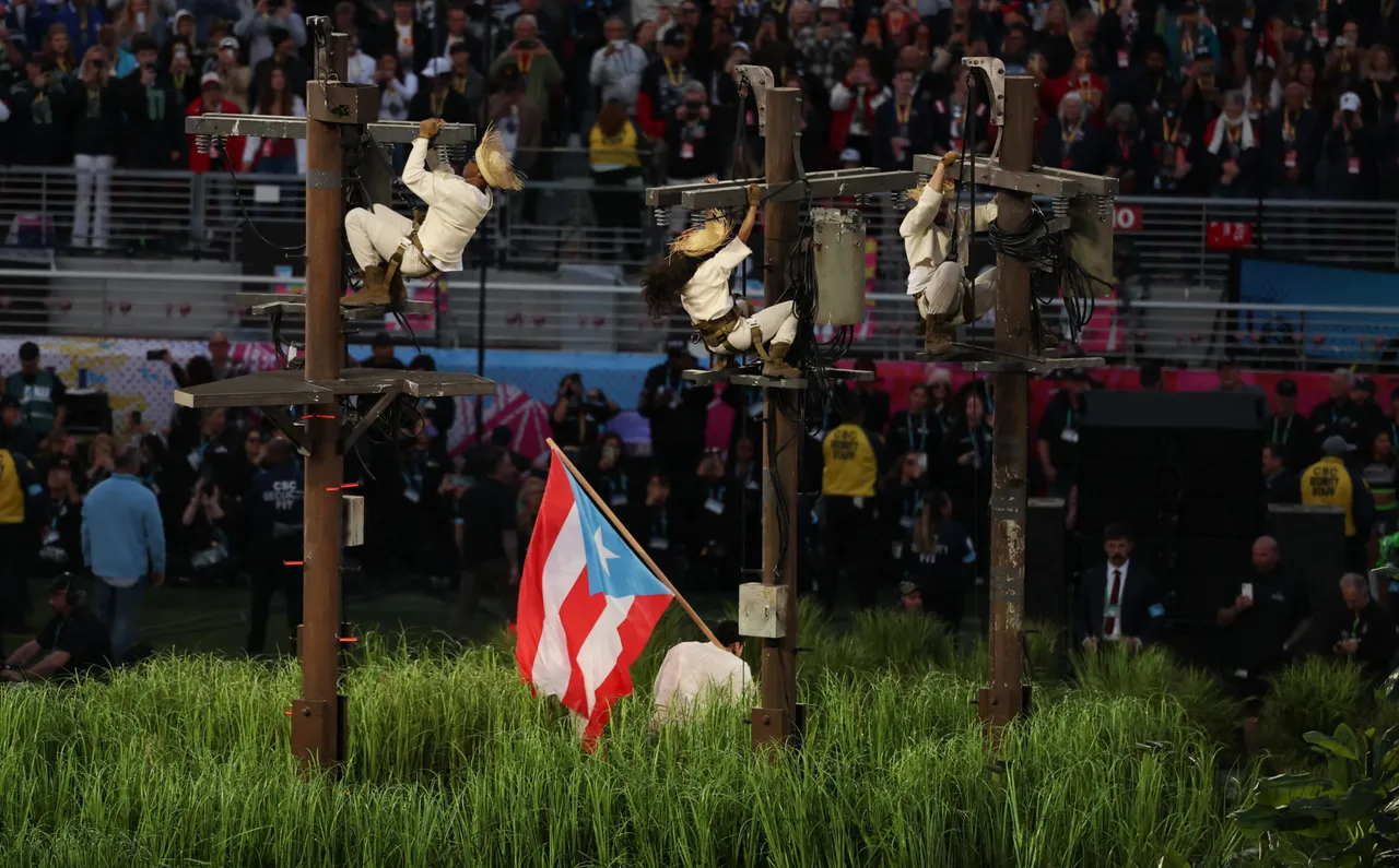 VICTOR DAVIS HANSON: Our Super Bowl Satyricon | The Daily Caller