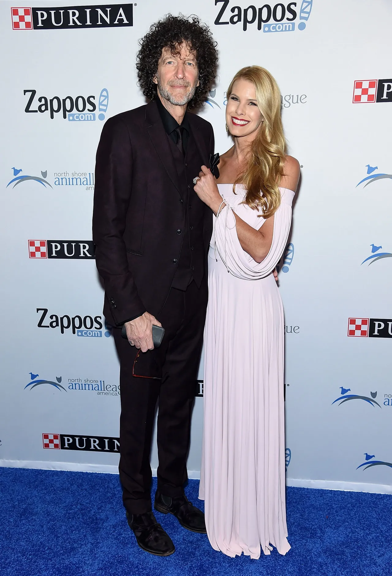 REPORT: Former Staffer Leslie Kuhn Sues Howard Stern For Allegedly ...