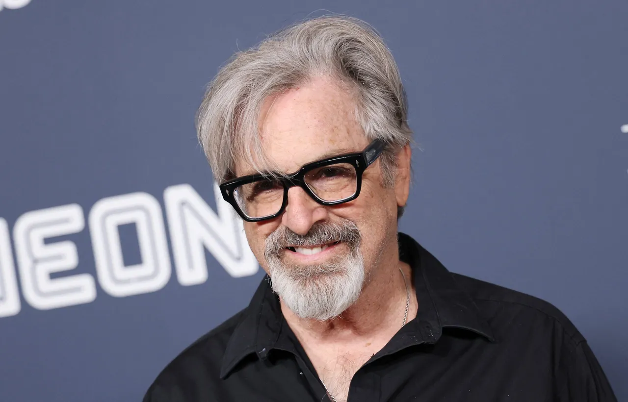 REPORT: ‘Revenge Of The Nerds’ Actor Robert Carradine Died Of Brain ...