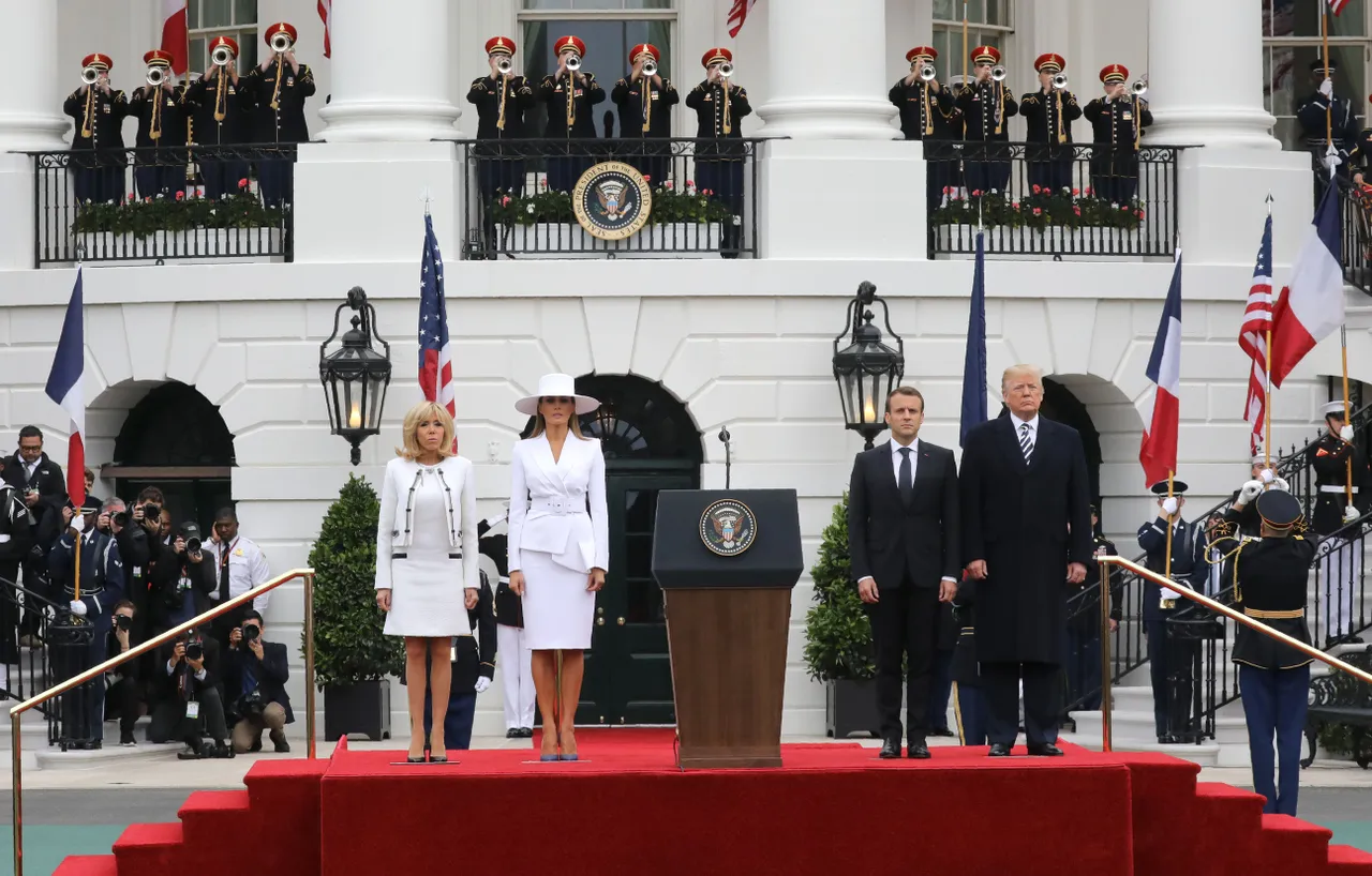 Melania Wore A Hat That Would Make Any Frenchman Surrender | The Daily ...