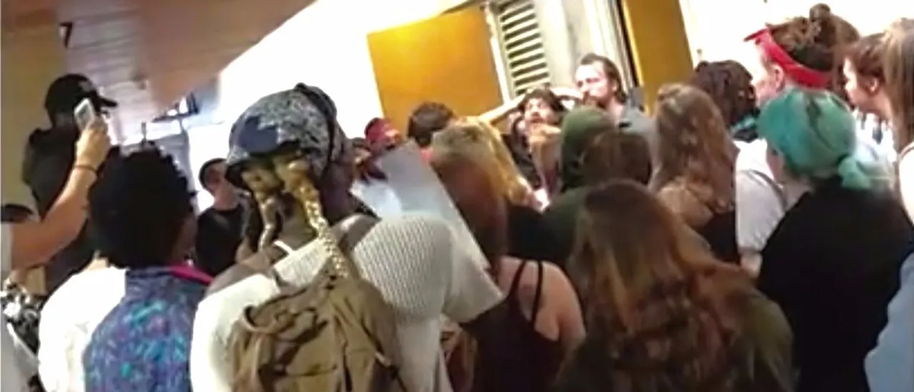 Evergreen State Punishes 80 Students For Berserk Race Protests That ...