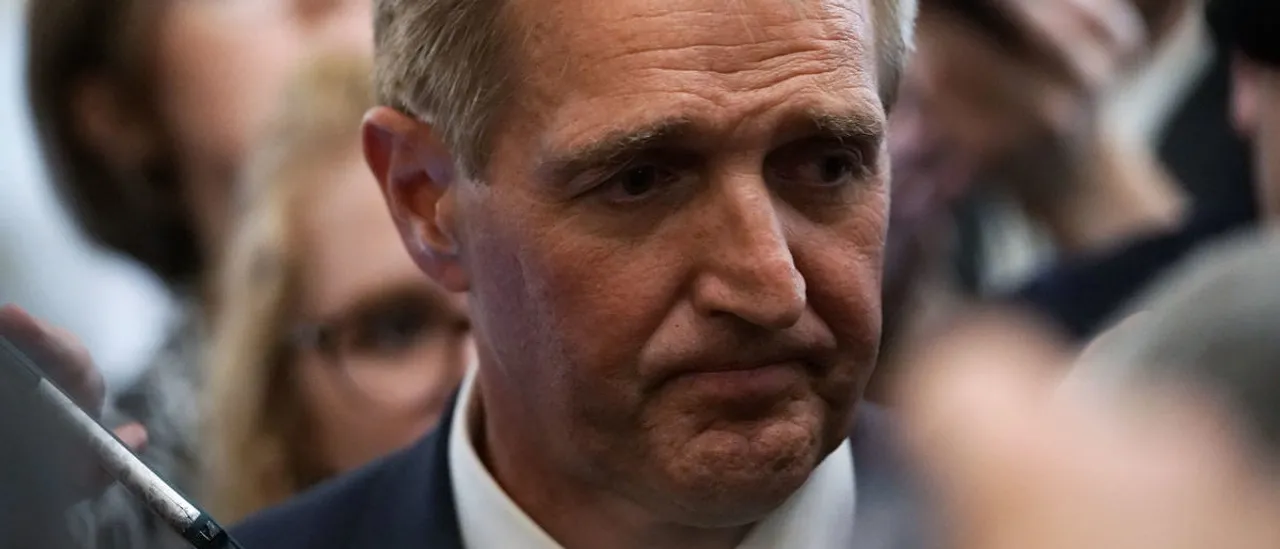 McConnell And Flake Spar Over Mueller Investigation | The Daily Caller