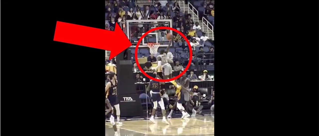 Isaiah Miller Throws Down Monster Dunk Against North Carolina A&T | The ...