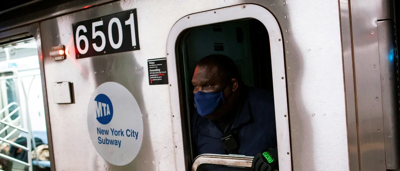 Report: Subway Supervisor Made $385,000 In Overtime While Going To ...