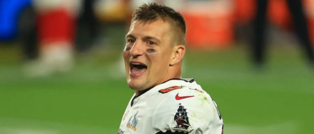 Report: Rob Gronkowski Agrees To One-Year $10 Million Deal With ...