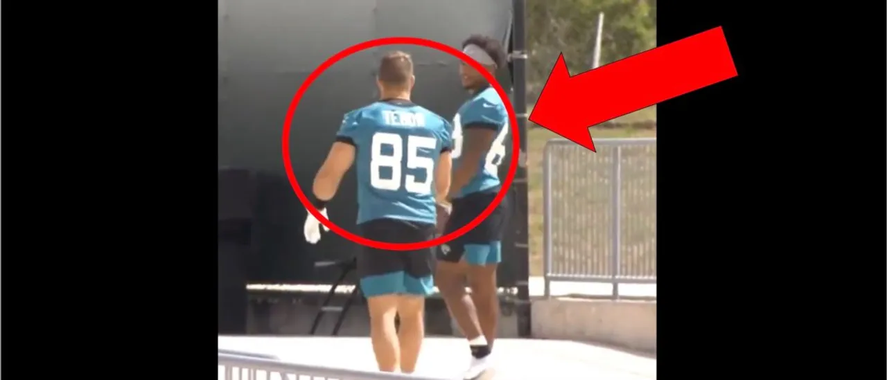 See The First Look At Tim Tebow With The Jacksonville Jaguars | The ...