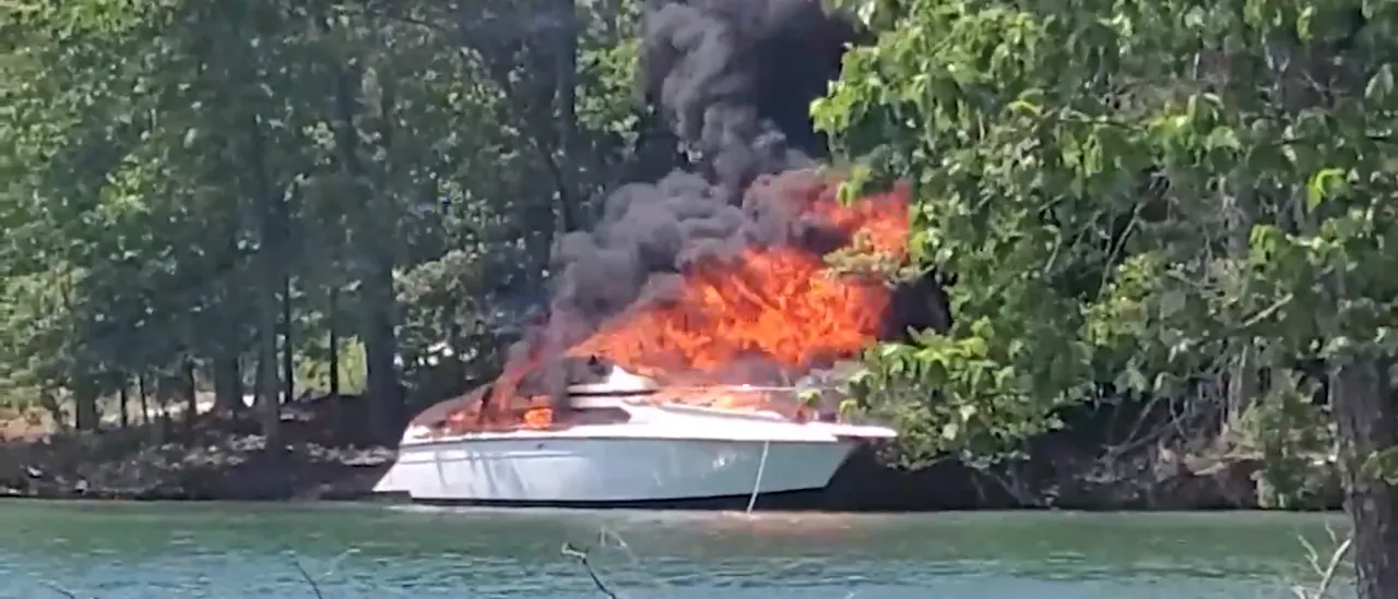 Fiery Boat Explosion Leaves 6 Injured On Docks Of Lake Lanier | The ...