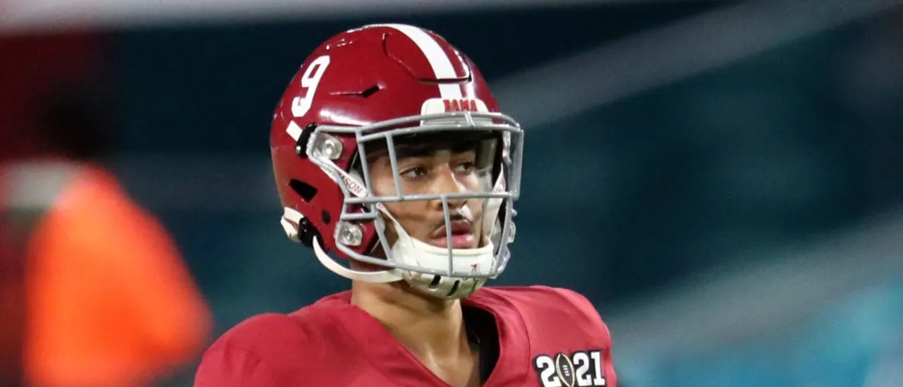 Greg McElroy Praises Alabama QB Bryce Young, Calls Him A ‘Stud’ | The ...