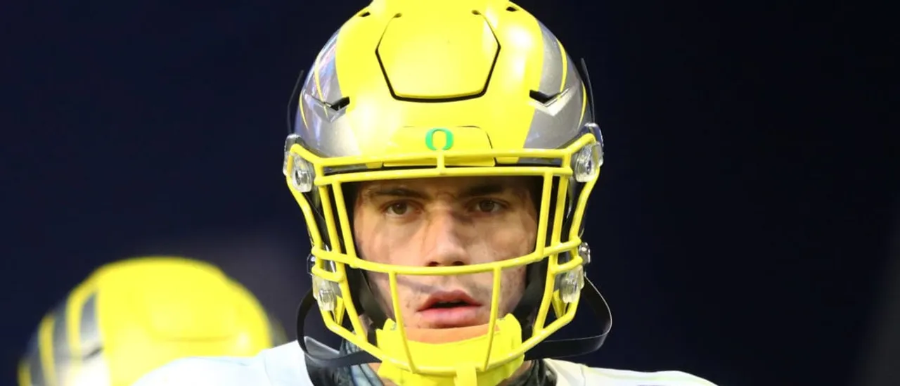 Oregon Football Player Spencer Webb Dies At The Age Of 22 | The Daily ...