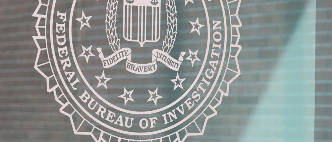 FBI Informant Was Embedded In Jan. 6 Defense Team, Lawyers Allege | The ...