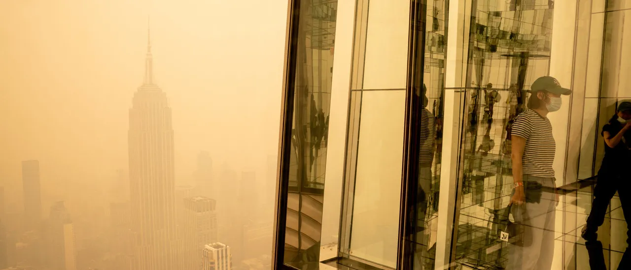 Photo Shows Canadian Wildfire Smoke Continuing To Engulf US | The Daily ...