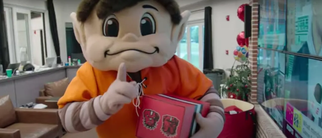 The Cleveland Browns Are Unsure About Brownie The Elf’s Gender | The ...