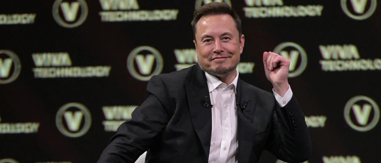 Elon Musk Announces ‘Epic Location,’ Ancient Roman Theme For His Fight ...