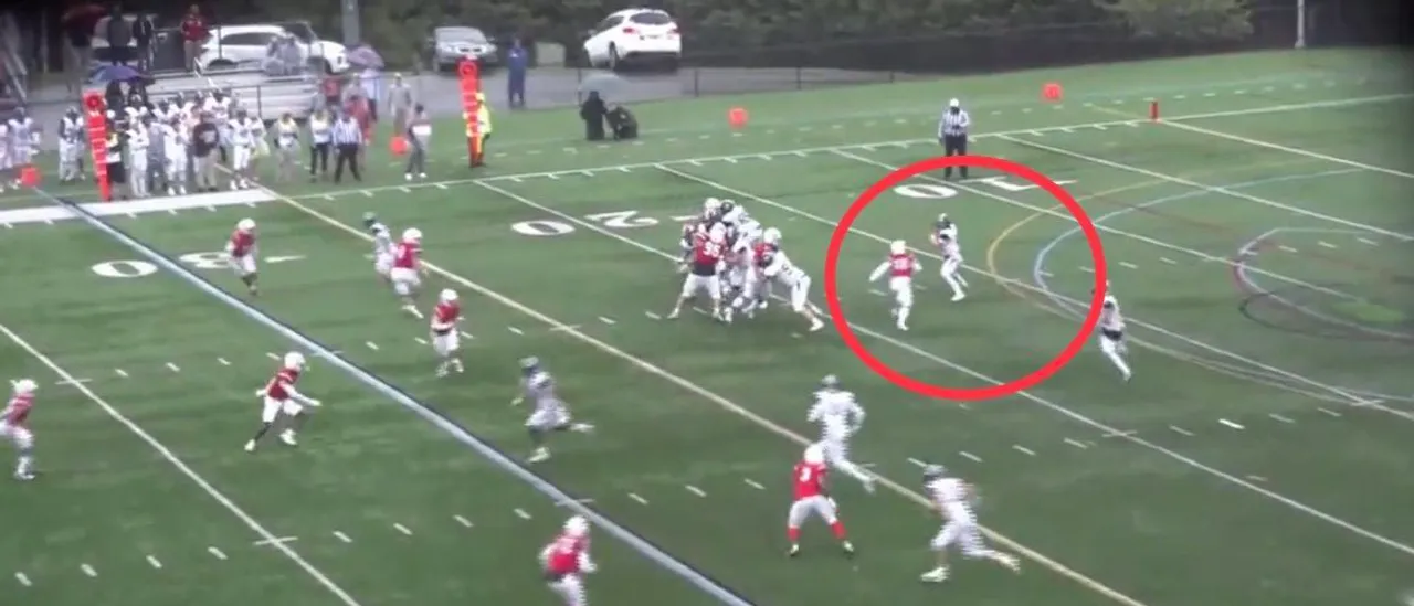 Woman Makes History As First Female Position Player In NCAA Football ...