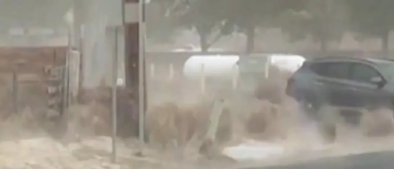 Tumbleweeds Take Over Small Town In Western-Worthy Video | The Daily Caller