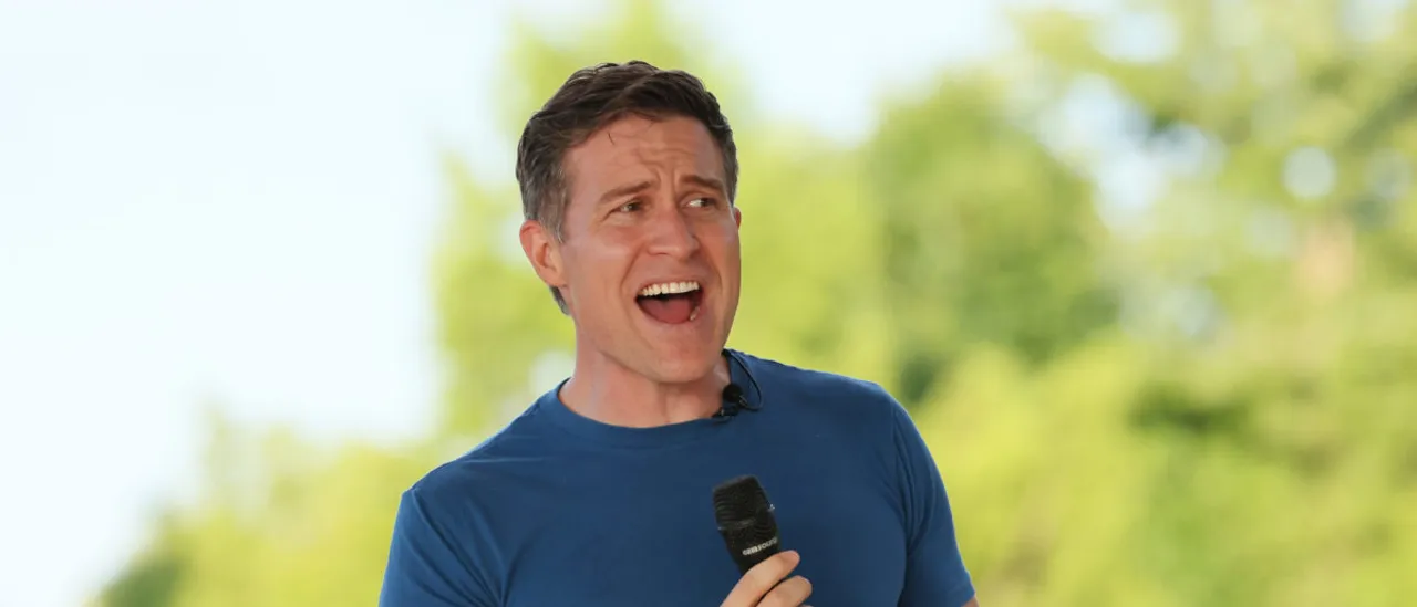Stray Bullet Strikes TV Reporter At Democratic Senate Campaign Event ...