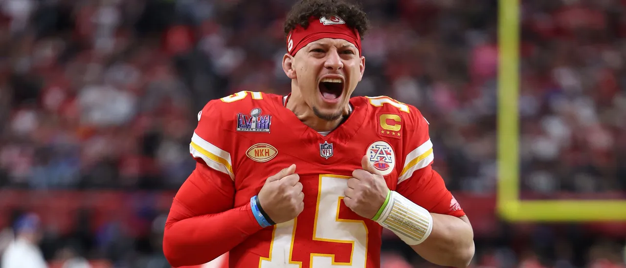 Chiefs’ Patrick Mahomes Hit With $14,000 Fine After Making ‘Violent ...