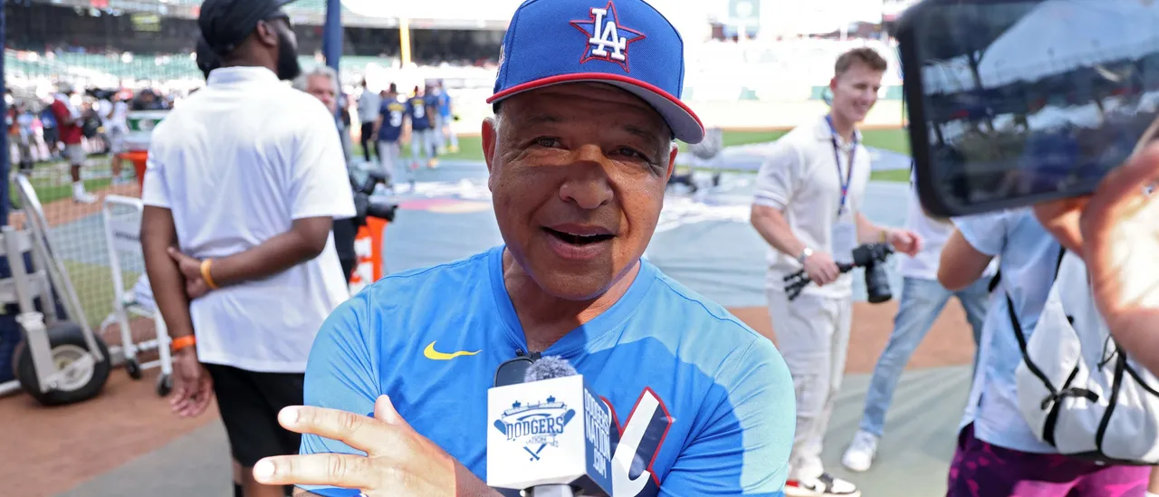 Reporter Wastes Sports Manager’s Time With Question About Voting Rights ...