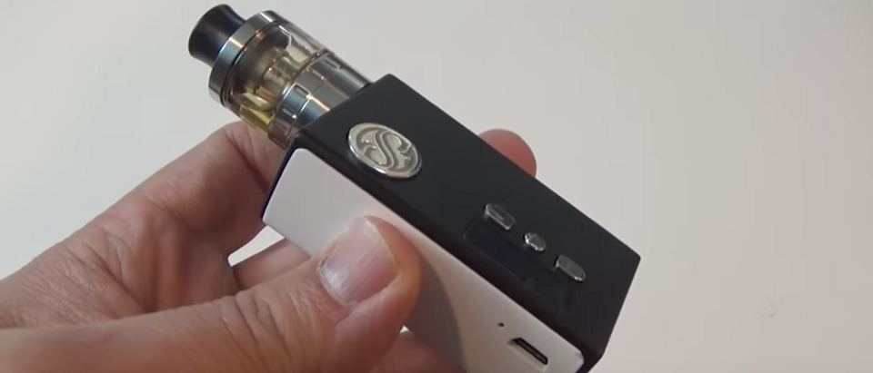 Daily Vaper: Augvape Zoom Box Mod Review | The Daily Caller