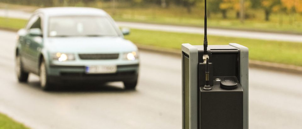 ICE To Start Scanning People’s License Plates | The Daily Caller
