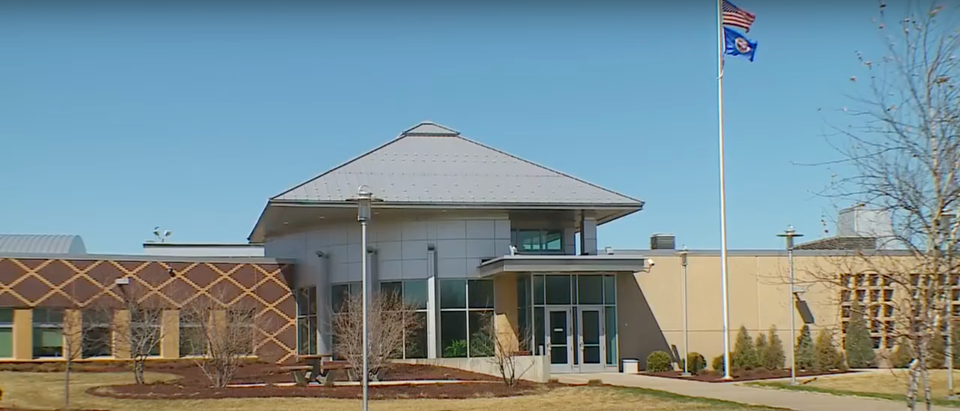 REPORT: Staffer At Minnesota Sex Offender Treatment Center Airlifted To ...