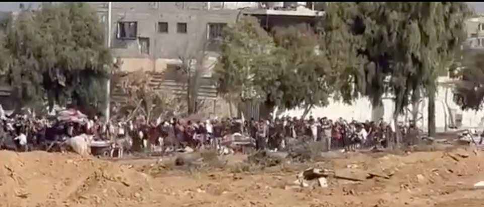 Israel Says It’s Allowing Thousands Of Gazans Through Humanitarian ...