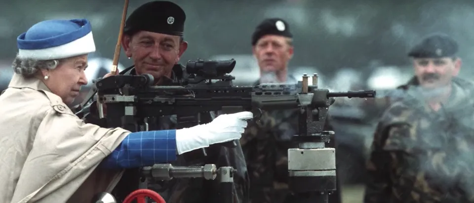 Queen Elizabeth Learned To Shoot At 14 With Churchill’s Tommy Gun | The ...